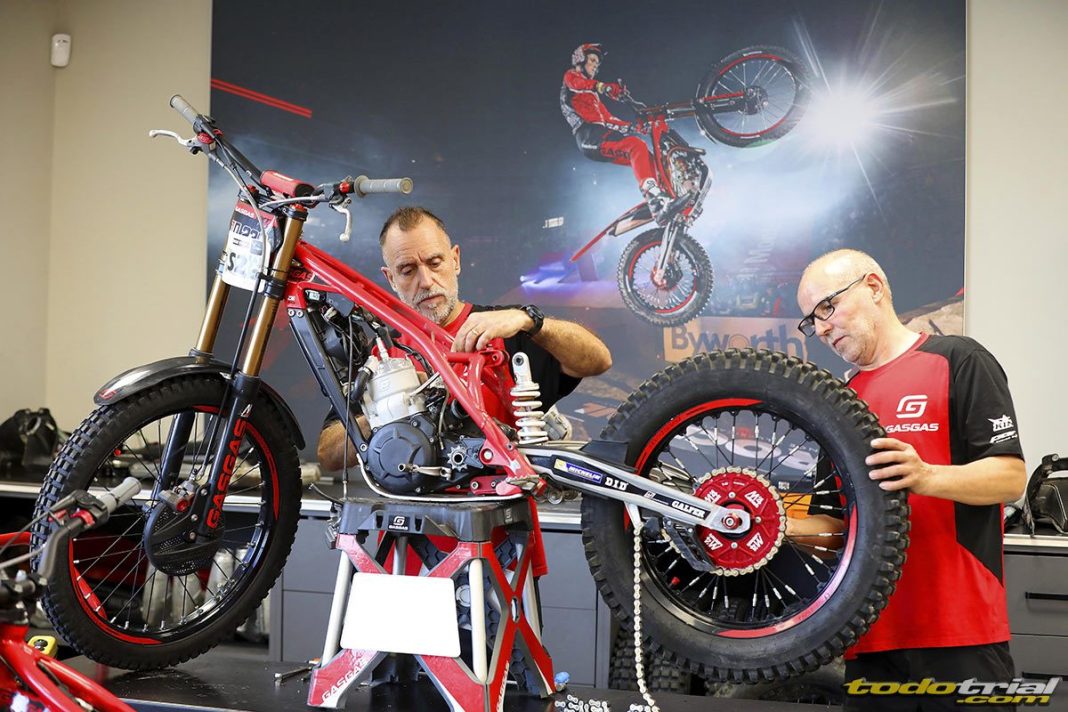 Entrevista a Francesc Llort, Jefe de Mecánicos del GASGAS Trial Team