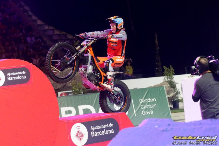Toni Bou abre el Mundial XTrial con su 17ª victoria en Barcelona
